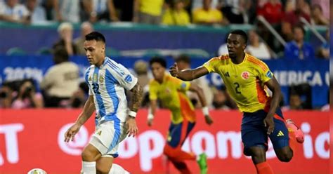 Defensor Colombiano Tomó Drástica Decisión Con La Medalla De La Copa