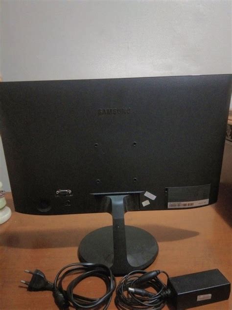 Monitor Samsung ,14inch. on Carousell