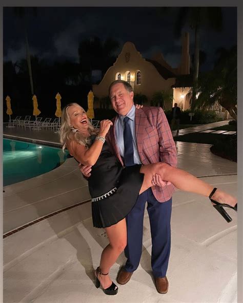 Are Bill Belichick And Linda Holliday Married Age And Bio