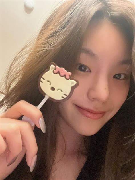 Yeji Itzy Orang Cantik Selebriti Gadis Cantik