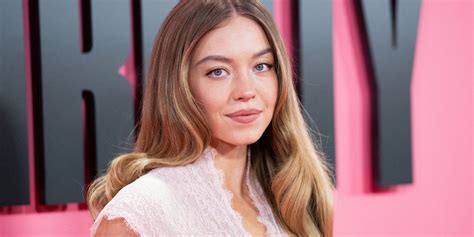 Jai Une Peur Bleue Des Aiguilles Sydney Sweeney Dément à Nouveau