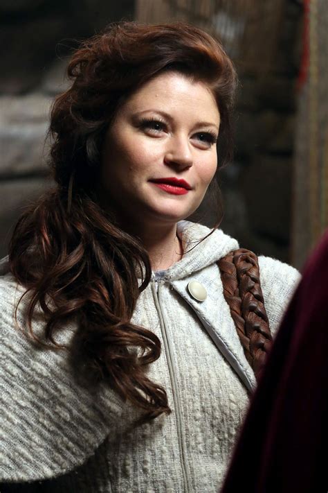 Once Upon A Time Emilie De Ravin Exit Interview Belle Dies