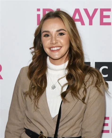 Mollie Winnard Biography Height And Life Story Super Stars Bio