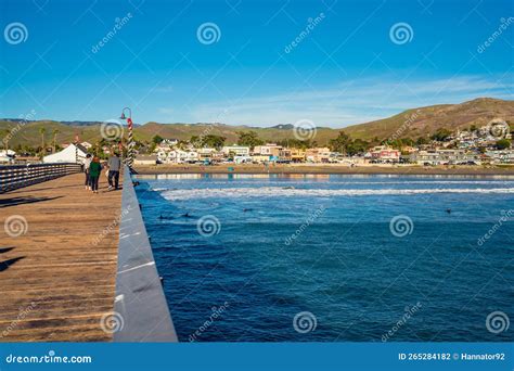 People On Ocean View Beach Fishing Pier Editorial Image Cartoondealer