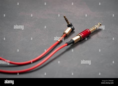 Red Auxauxiliary Cable With Jack Male To Male Cable For Stereo Input