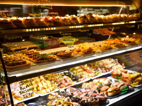 What Is A Bacaro A Locals Self Guided Bacaro Tour Itinerary Eating Around Italy