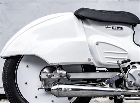 K Speeds Custom Honda Cub ‘combat Revs With Large Hooded Tires And Rotating Exhaust Archcod