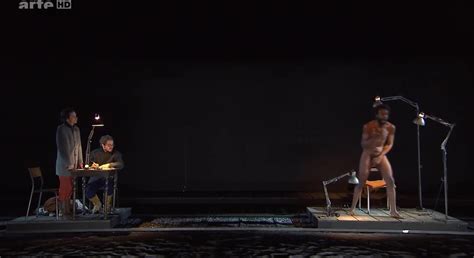 Ebony Hunk Covers Himself On Stage Thisvid Com