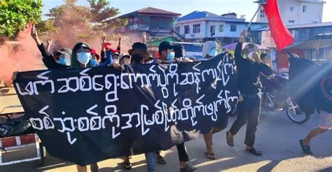 ရန်ကုန်တွင် ဖက်ဆစ်ရွေးကောက်ပွဲ ကိုဆန့်ကျင်ကြ စစ်သုံးစစ်ကိုအမြစ်ပြတ