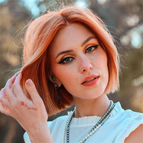 10 Easy Short Bob Haircuts For Straight Hair Plus Trendy Hair Color
