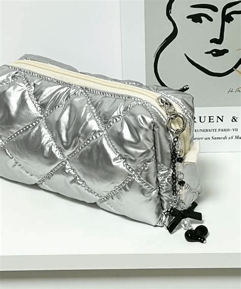 🖤[당일출고 2개이상할인] 실버 다이아 화장품 파우치 친구선물추천 인기 여성파우치 손가방 선물용 여행용 휴대용 다용도 에이블리