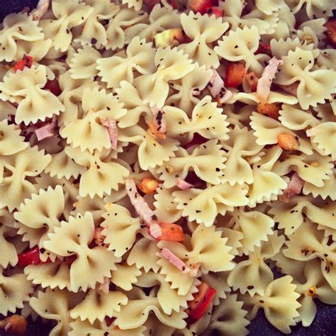Barilla Pasta Farfalle Italian Food Barilla Pasta Food Ethnic Recipes