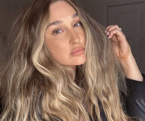10 Hacks To Achieving The No Makeup Makeup Look Artofit