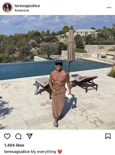 Convince Me He Didnt Force Her To Take This Photo And Post It R Bravorealhousewives