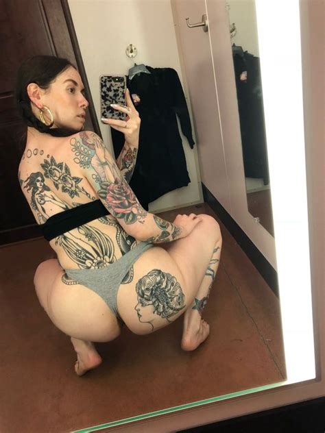 Hot Booty Selfie Djp215