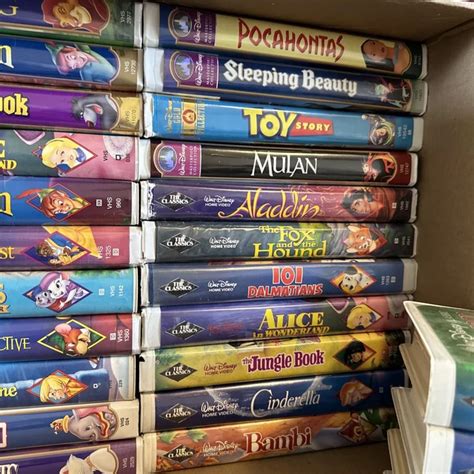 31 Walt Disney Vhs Movies Classics Lot With 2 Banned Little Mermaid