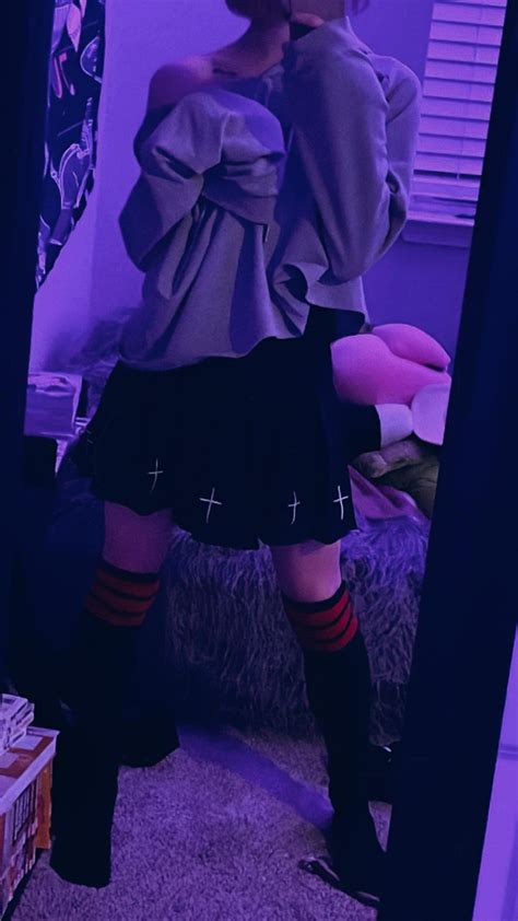 B Be Nice Im Shy 😵‍💫 R Fempark