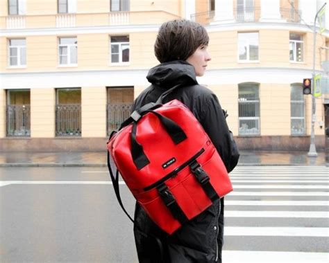 Mountains of Garbage in Russia are Being Turned into Fashionable ...
