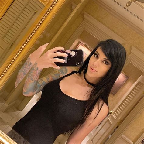 68 Mil Me Gusta 474 Comentarios A L E X Alex Zedra En Instagram
