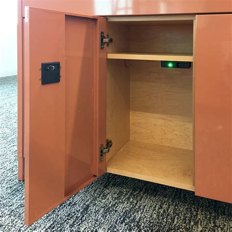 Pairs New Break Out Locker System — Pair