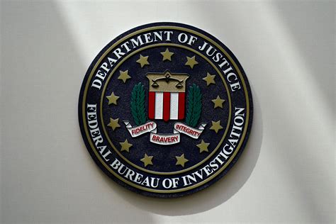 Fbi Steep Climb In Teens Targeted By Online Sextortion Court Tv