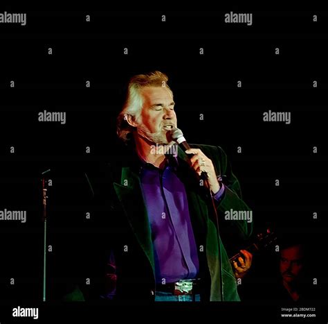 Washington Dc Usa March 21 1992 Kenny Rogers Live During The 50th