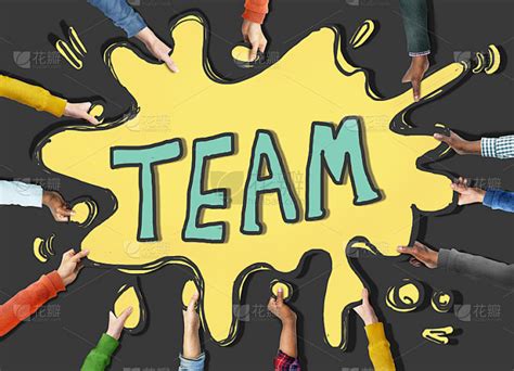 手握漫画飞溅与文字团队