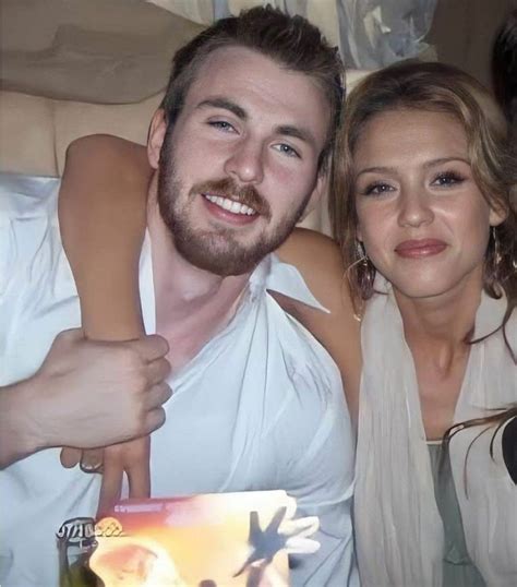 Pin By Charlee Stainbrook On Jess💕💕 In 2023 Jessica Alba Chris Evans