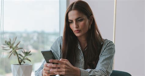 People Who Make Passive Aggressive Posts On Social Media Usually