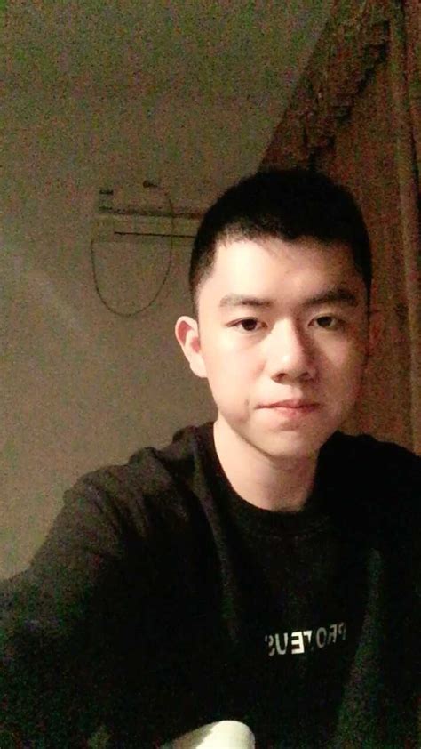 男生生活照多张 男生生活照 伤感说说吧