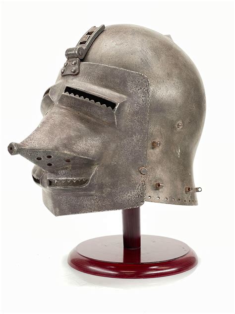 Lot 14th Century Hounskull Bascinet Klappvisor Helmet