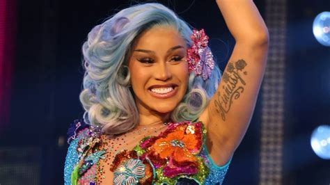 Cardi Bs Bikini Top And Mini Shorts Look Takes Over Little Miss Drama