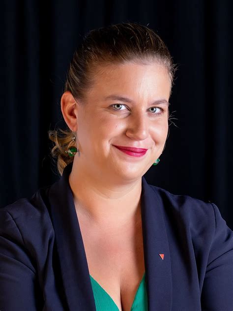 Qui Est Le Compagnon De Mathilde Panot Le Connard Enchainé