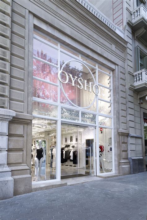 Oysho's flagship store in Paseo de Gracia, 13. Barcelona | Lingerie ...