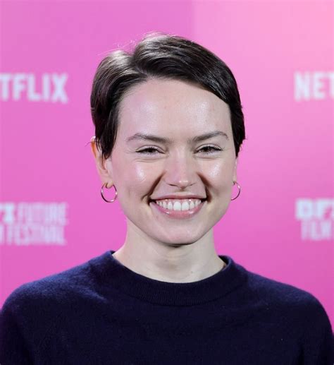 Daisy Ridley With Short Hair Looks Really Fucking Hot Rjerkofftoceleb