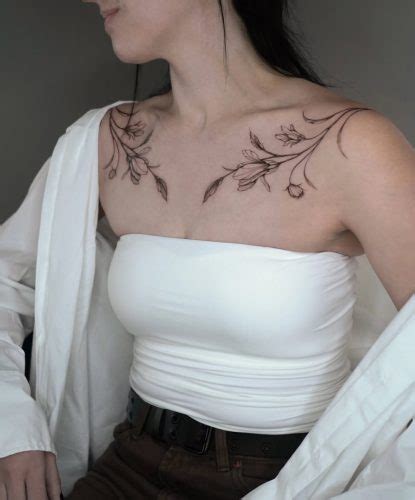 27 Collarbone Tattoo Ideas With Minimalist Floral Color And Fine