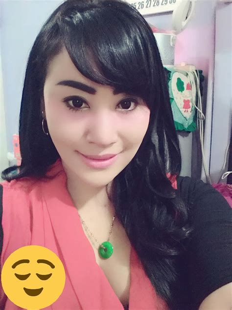 Surabaya Tante Escort November