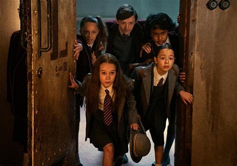 설날에 가족과 함께 보기 좋은 영화 추천해주세요