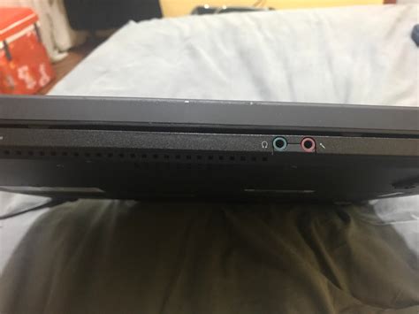 T400 Gap Between Lid And Palm Rest Screen Lid Is A Bit Curvy In Middle How Can I Fix That