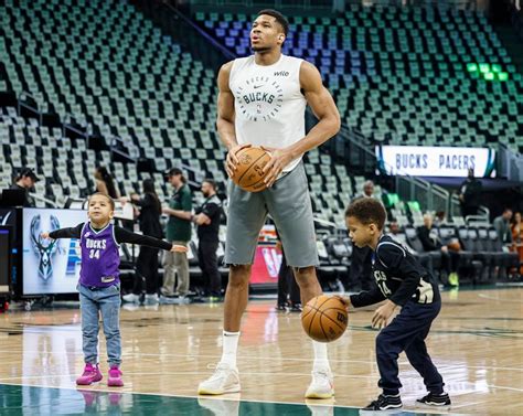 Giannis Antetokounmpo Enters This Offseason With A Big Question