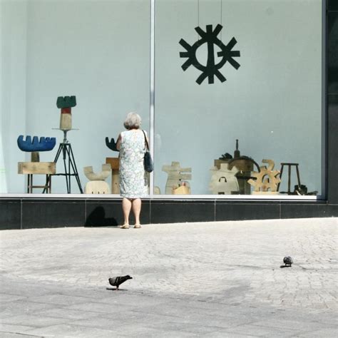 Caroline Saunders Mrss Royal Society Of Sculptors