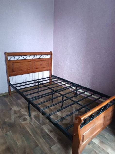 Продам полутороспальную кровать из натурального дерева, 126,0 см, 200,0 ...