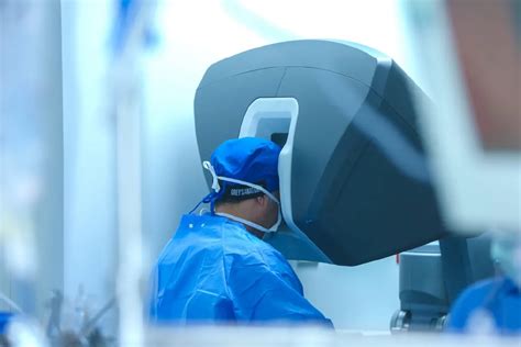 Kfshrc Performs Worlds First Robotic Assisted Bivad Implantation