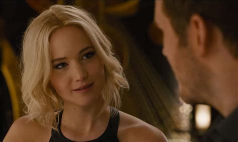 Jennifer Lawrence And Chris Pratt Make Space Super Sexy In Passengers