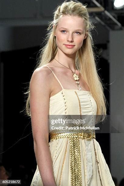 Ford Models Presents The 2005 Ford Supermodels Photos And Premium High