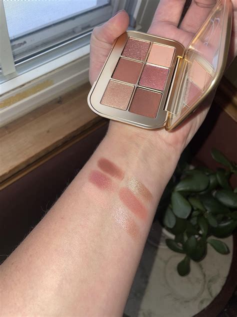 Lisa Eldridge Muse Swatched Rolivemua