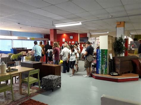 Kringloopwinkel De Kringloper Naarden Amsterdamsestraatweg