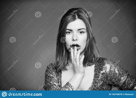 A Delicious Girl Beauty And Fashion Reality Love And Romance Lips Of Woman Stockfoto Bild