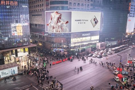 地标广告大屏广告灯光秀