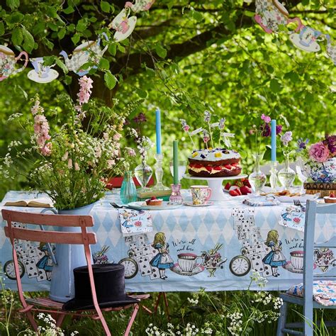 Talking Tables Alice In Wonderland Party Decorations